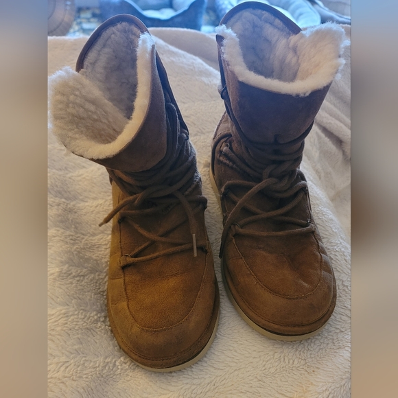 UGG | Shoes | Ugg Camel Color Boot Women | Poshmark